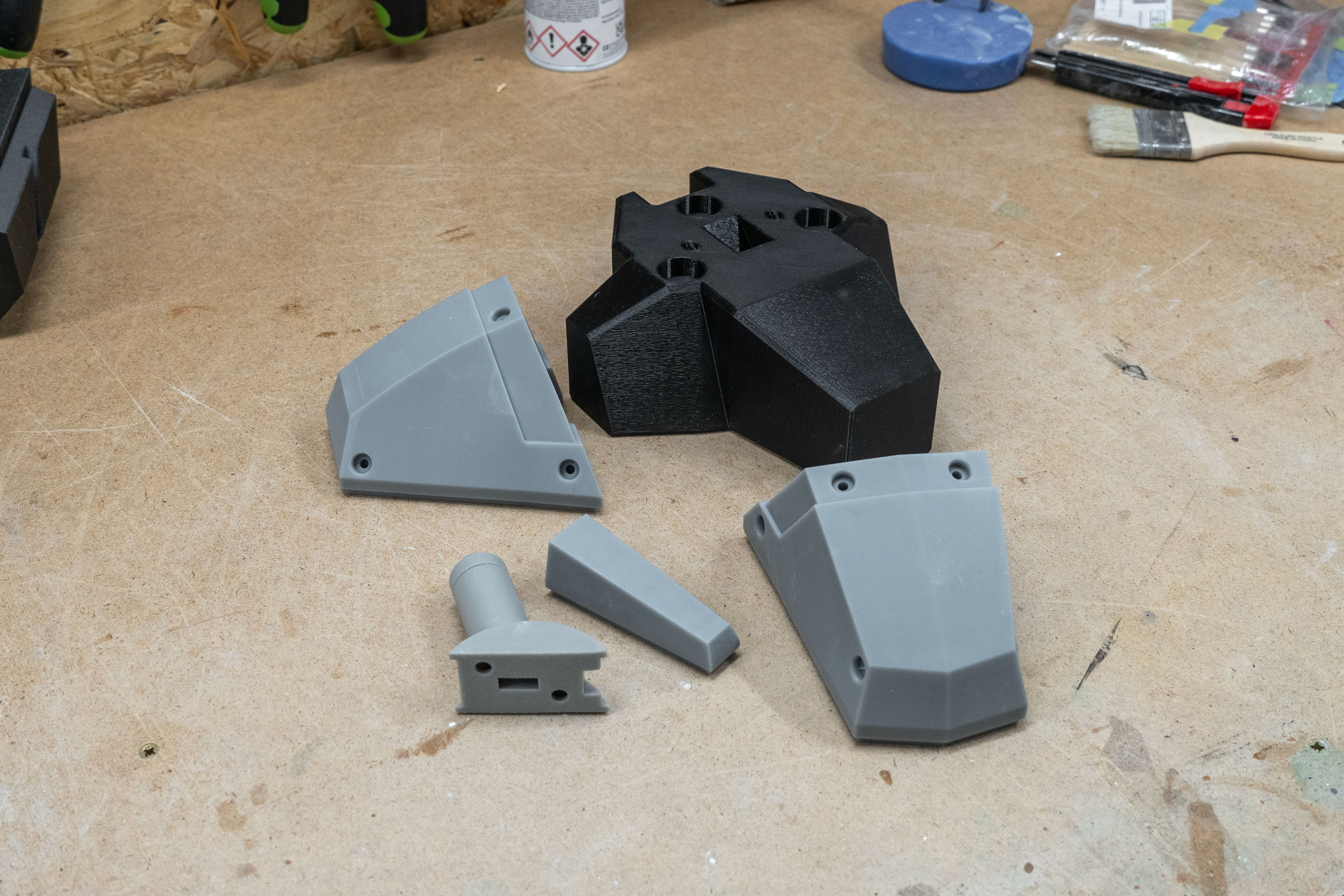 Robocop Caseod - ED-209 by RandomDesign | ComputerBase Forum