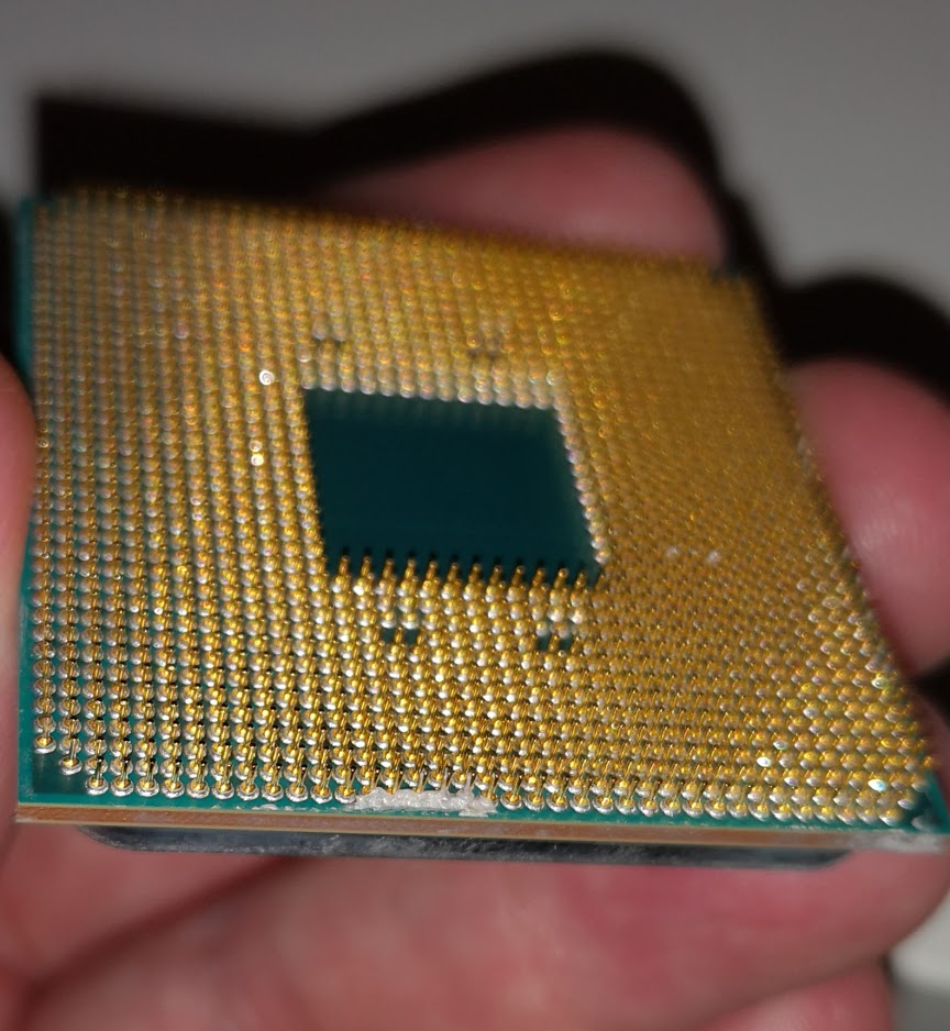 WLP an Pins vom Ryzen 7 3700X | ComputerBase Forum