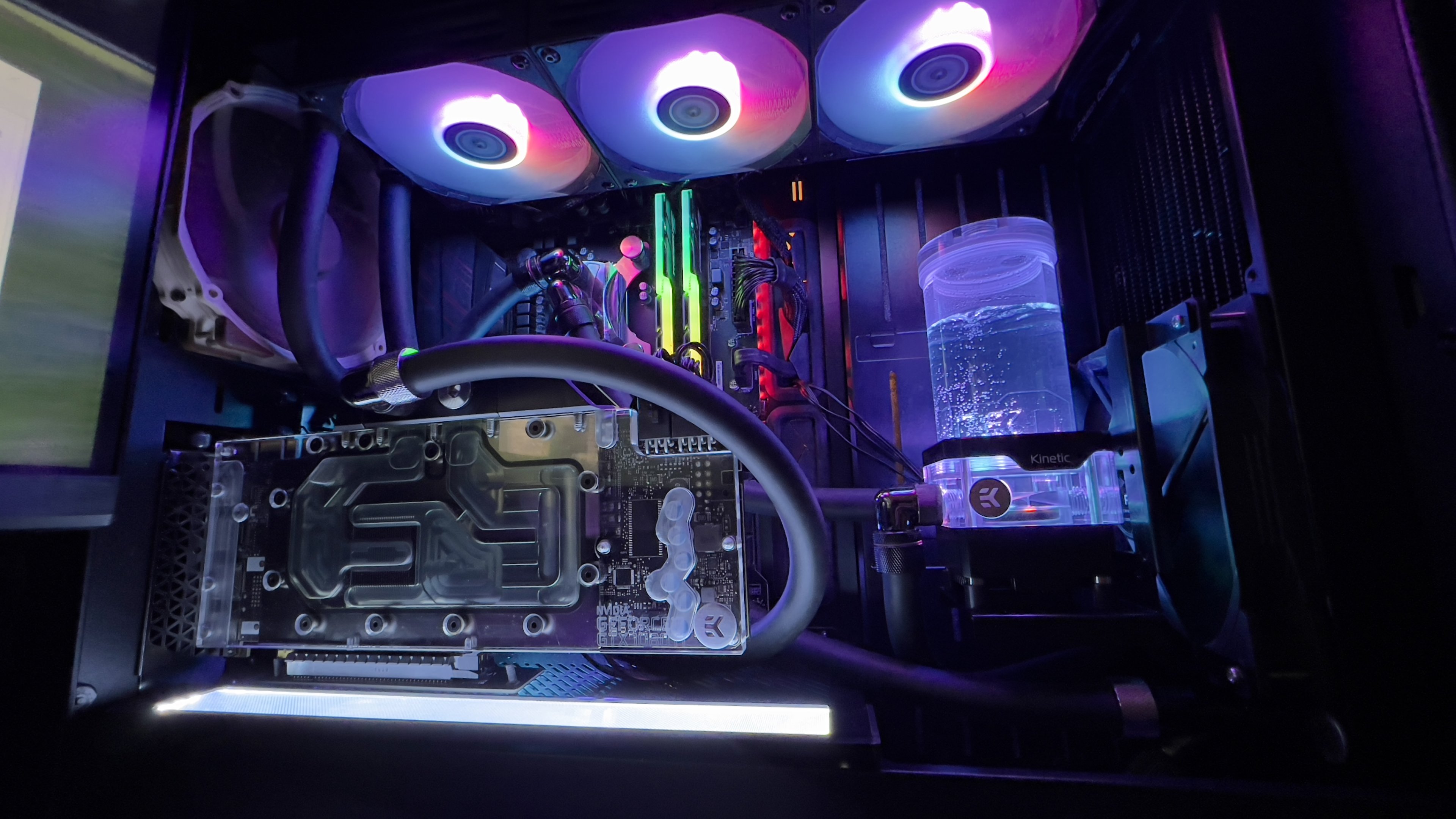 Test - Ryzen 9 7950X & Ryzen 7 7700X im Test: Leistung, Effizienz, IPC ...